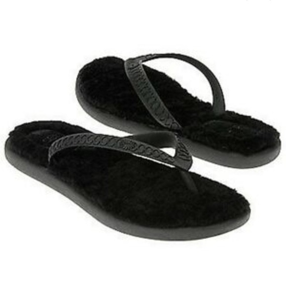 UGG | Shoes | Ugg Fluffie Black Sheepskin Flip Flops | Poshmark